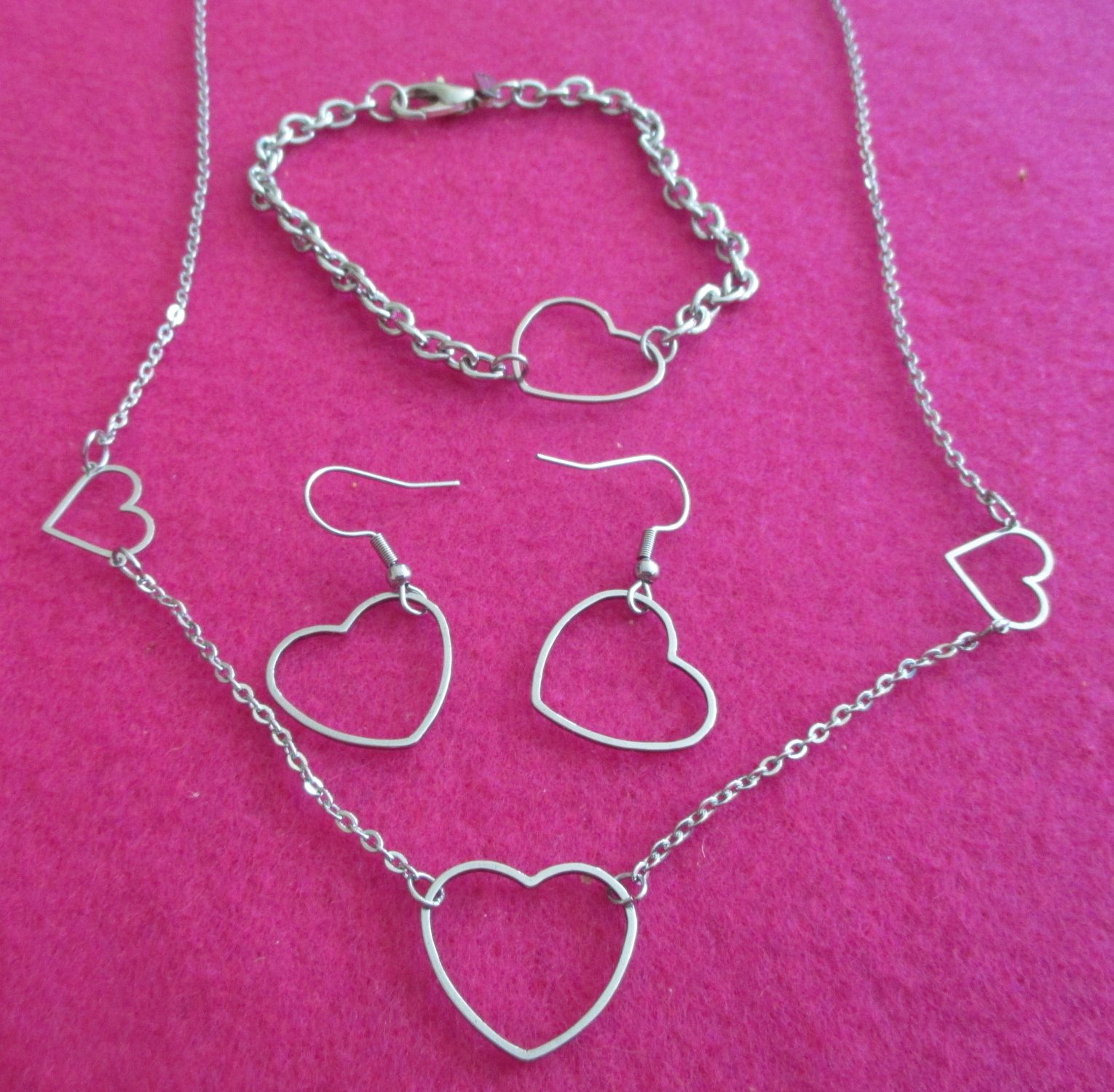 Open Heart Set - Beautiful Steel Jewelry